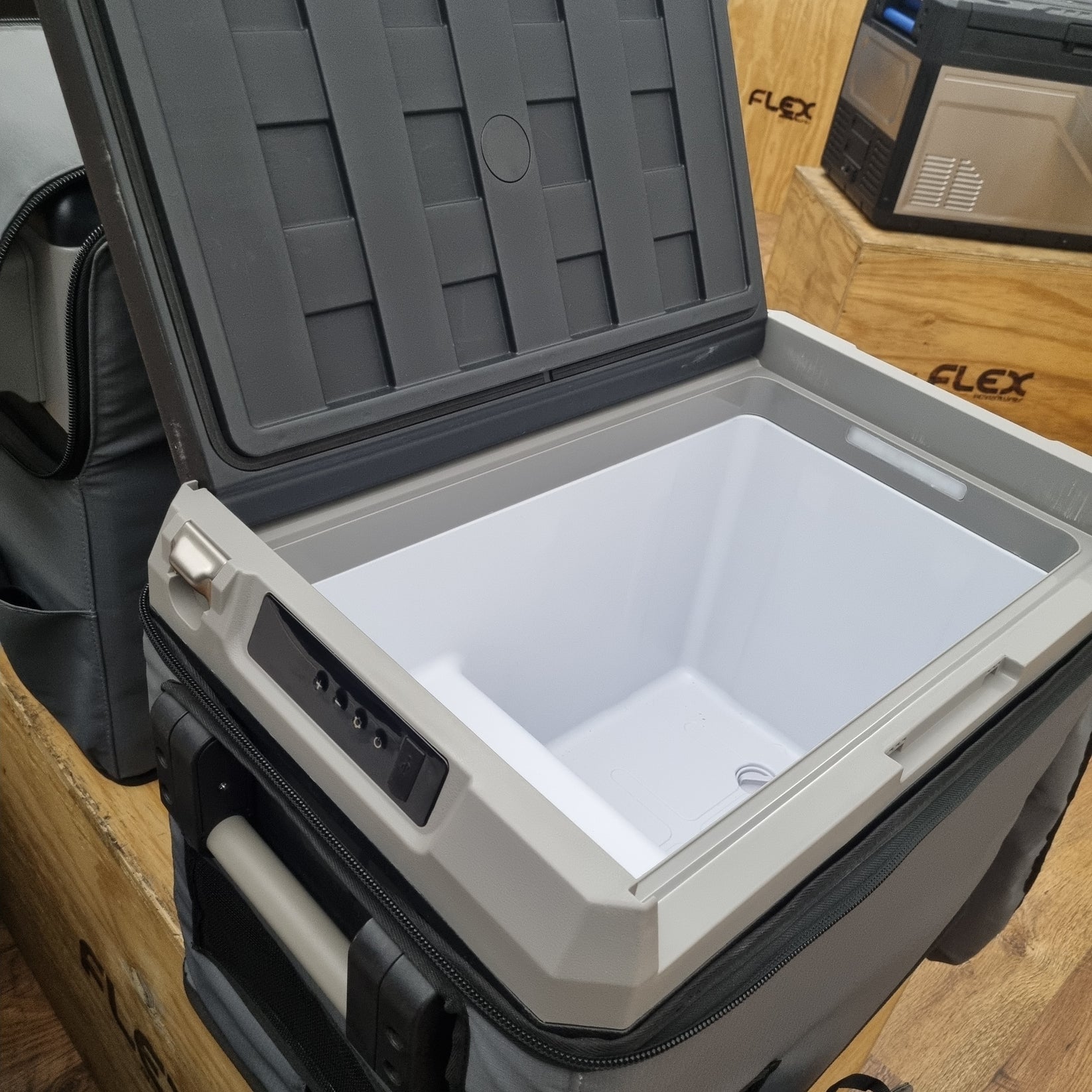 Flex FS40 Single-Zone Camping Fridge-Freezer | 12V Camping Fridge South ...